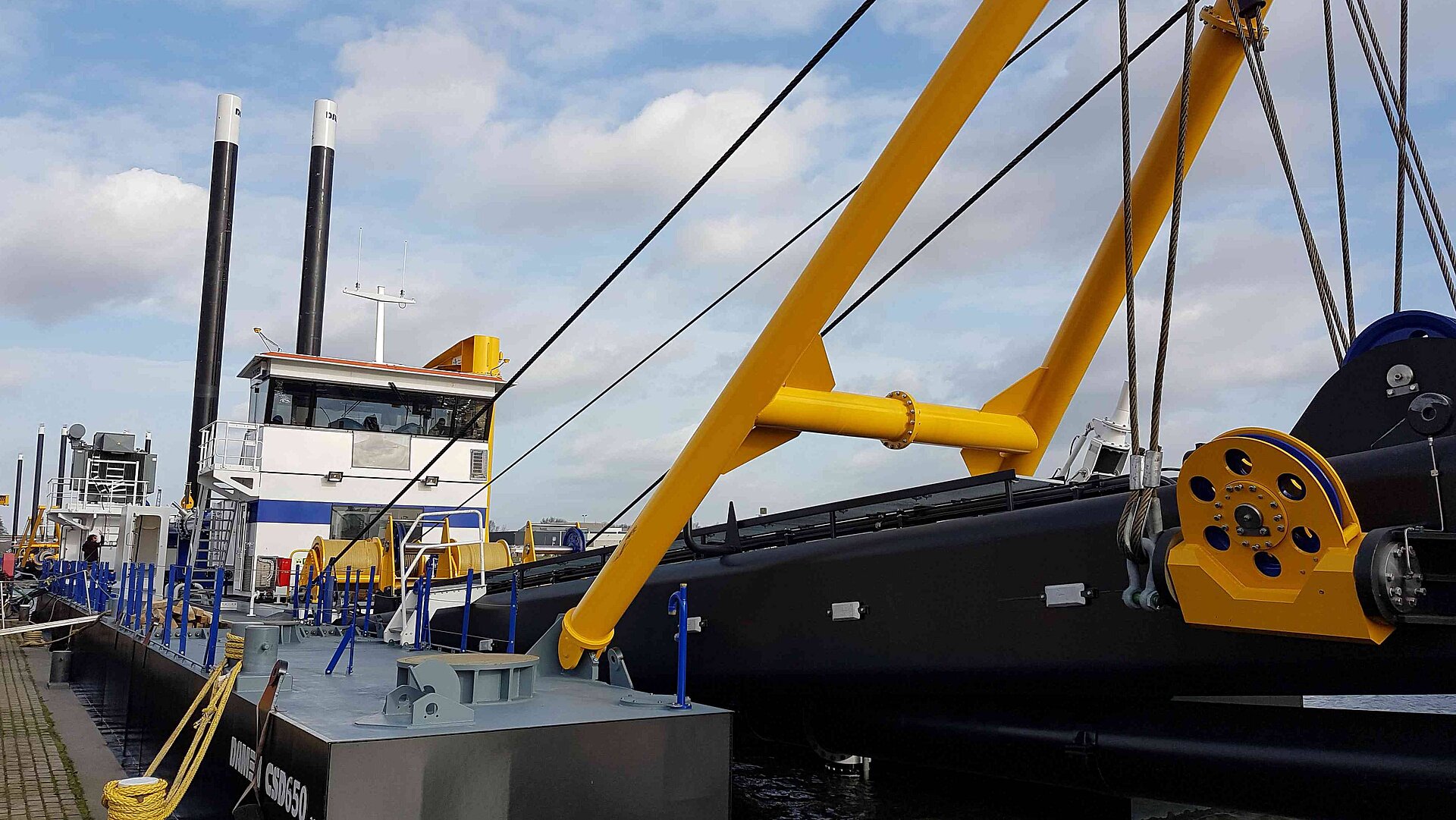 Damen unveils electric dredger - Ship & Offshore