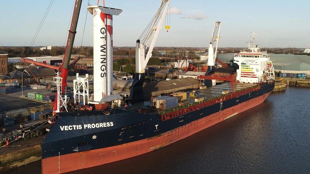 Carisbrooke Vectis Progress fitted with first GT Wings sail - Ship ...