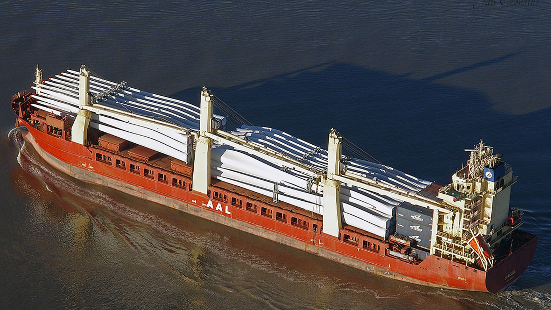 AAL Shipping acquires two new heavy-lift vessels - Ship & Offshore